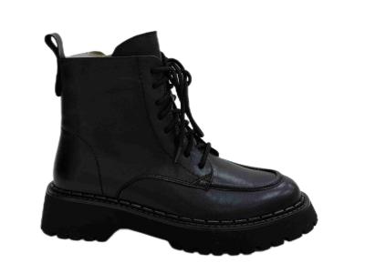 China Ladies Leather Boots for sale