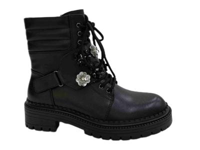 China Ladies Leather Boots for sale