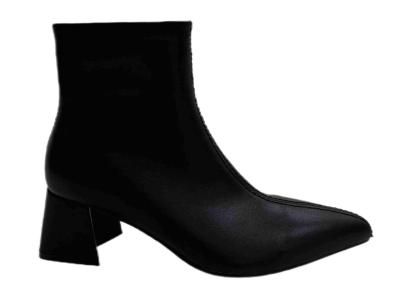 China Ladies Leather Boots for sale