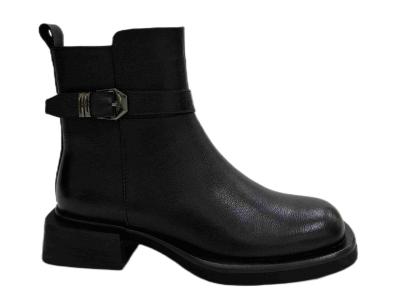 China Ladies Leather Boots for sale