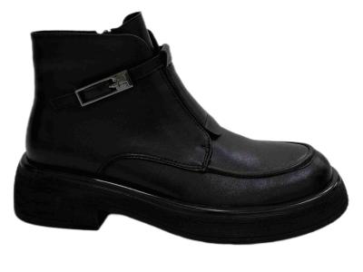 China Ladies Leather Boots for sale