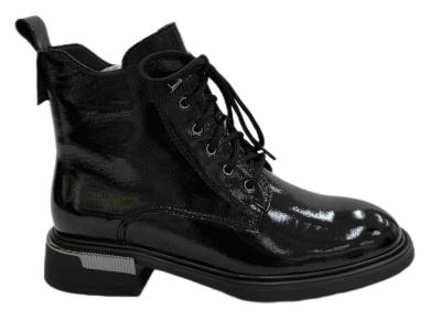 China Ladies Leather Boots for sale