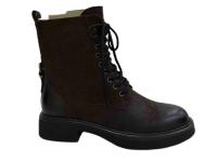 China Ladies Leather Boots for sale