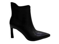 China Ladies Leather Boots for sale