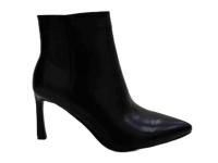China Ladies Leather Boots for sale