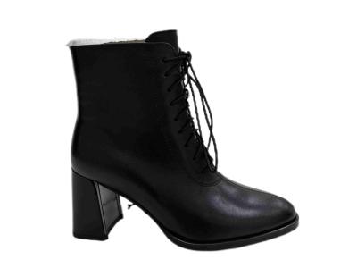 China Ladies Leather Boots for sale