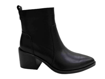China Ladies Leather Boots for sale