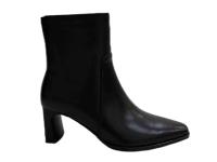 China Ladies Leather Boots for sale