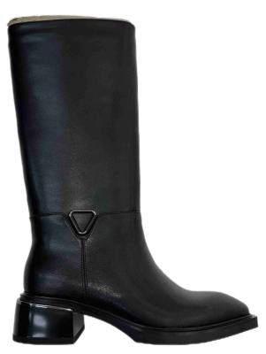 China Ladies Leather Boots for sale