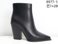 China Ladies Leather Boots for sale