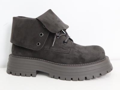 China Ladies Leather Boots for sale