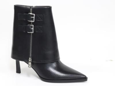 China Ladies Leather Boots for sale