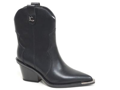 China Ladies Leather Boots for sale