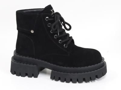 China Ladies Leather Boots for sale