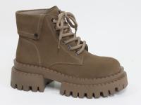 China Ladies Leather Boots for sale