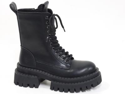 China Ladies Leather Boots for sale