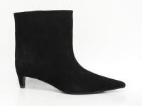 China Ladies Leather Boots for sale