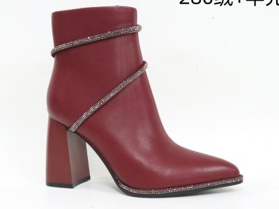 China Ladies Leather Boots for sale