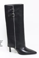 China Ladies Leather Boots for sale