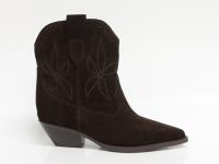 China Ladies Leather Boots for sale