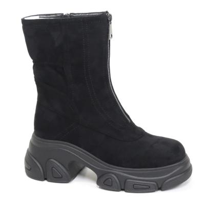 China Ladies Leather Boots for sale