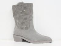China Ladies Leather Boots for sale
