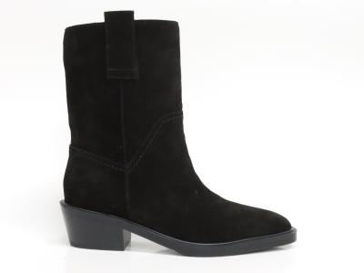 China Ladies Leather Boots for sale