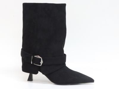 China Ladies Leather Boots for sale
