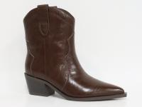 China Ladies Leather Boots for sale