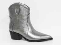 China Ladies Leather Boots for sale