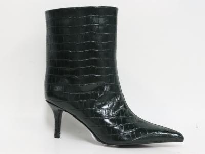 China Ladies Leather Boots for sale