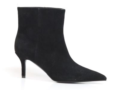 China Ladies Leather Boots for sale