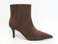 China Ladies Leather Boots for sale
