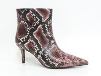 China Ladies Leather Boots for sale