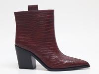 China Ladies Leather Boots for sale