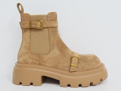 China Ladies Leather Boots for sale