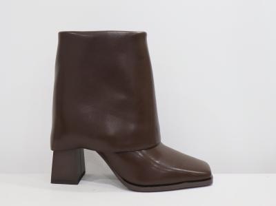 China Ladies Leather Boots for sale