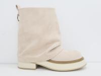China Ladies Leather Boots for sale