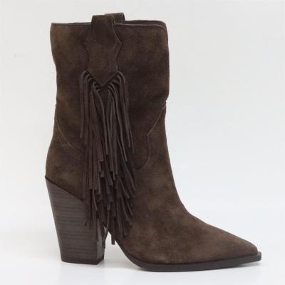 China Ladies Leather Boots for sale