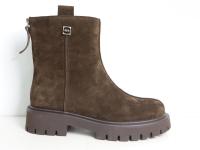 China Ladies Leather Boots for sale