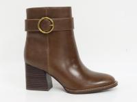 China Ladies Leather Boots for sale