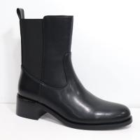 China Ladies Leather Boots for sale