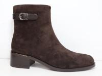 China Ladies Leather Boots for sale