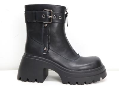 China Ladies Leather Boots for sale