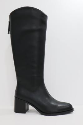 China Ladies Leather Boots for sale