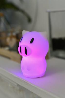China Pig Colorful Breathing Personalized Baby Night Light  For Kid Bedroom for sale