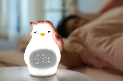 China Cute Penguin Kid Sleep Sleep Trainer Sleep Wake Clock For Toddlers for sale