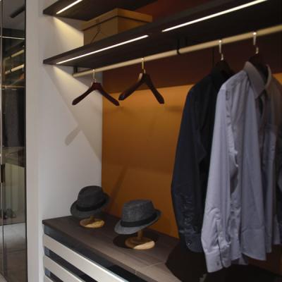 China Customized Aesthetic Walk In Closet Wardrobes Organiser Furniture for sale