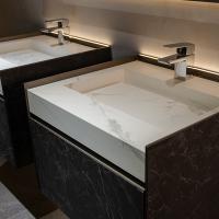 China Smart Wall Hung Vanity Mirror Cabinet 900mm Shaving Cabinet for sale