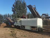 China Wood Chipper Tub Grinder 3600mm Feeding Inlet 25-30tph Capacity Hydraulic Conveyor for sale